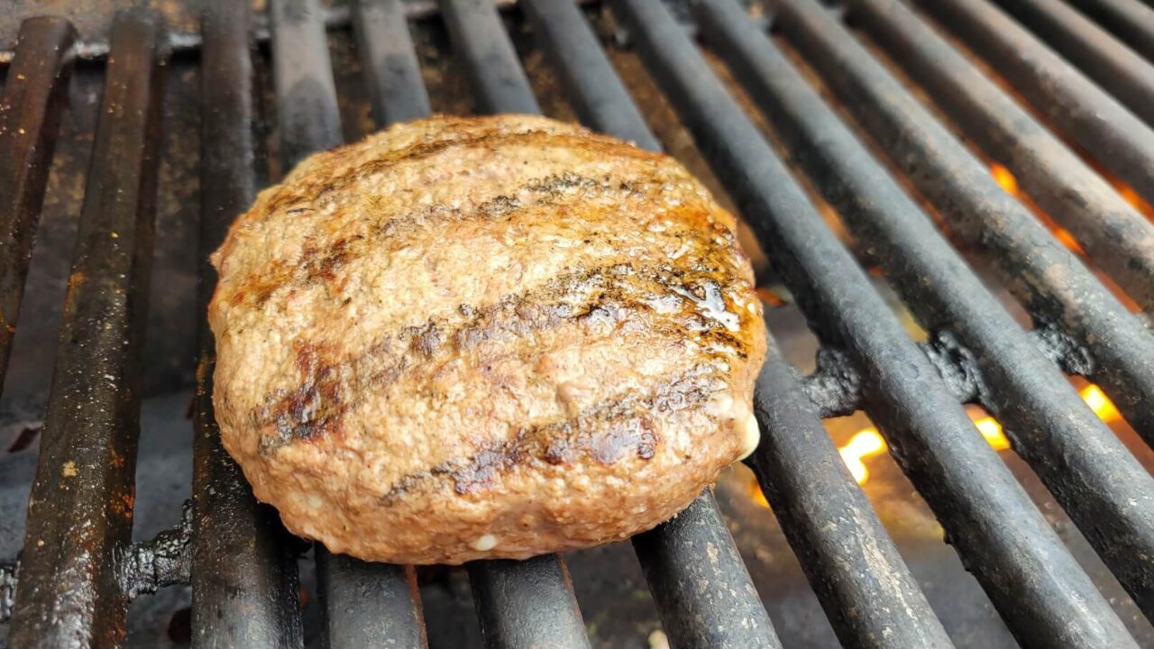 Comment personnaliser votre burger à l'infini - Tornade Rousse