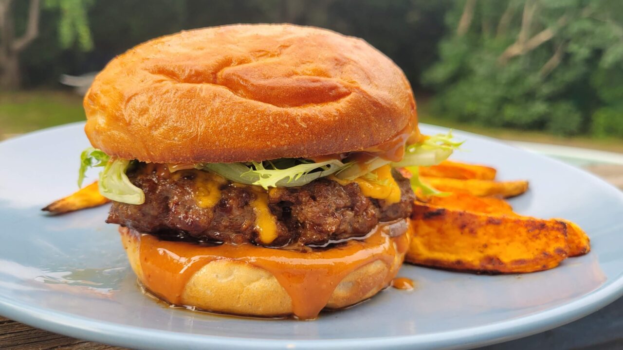 Comment personnaliser votre burger à l'infini - Tornade Rousse